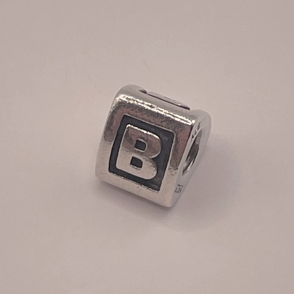 Verwunderlich Pandora Charm B Bild